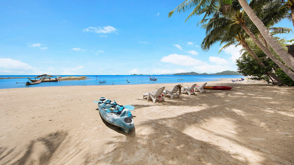 Ban Laem Sor in Bang Kao beach, Koh Samui - 4 bedrooms